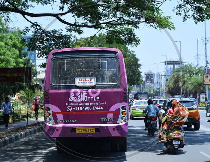 Image of She Shuttle Or Free Shuttle Buses For Woman IT Employees By ...