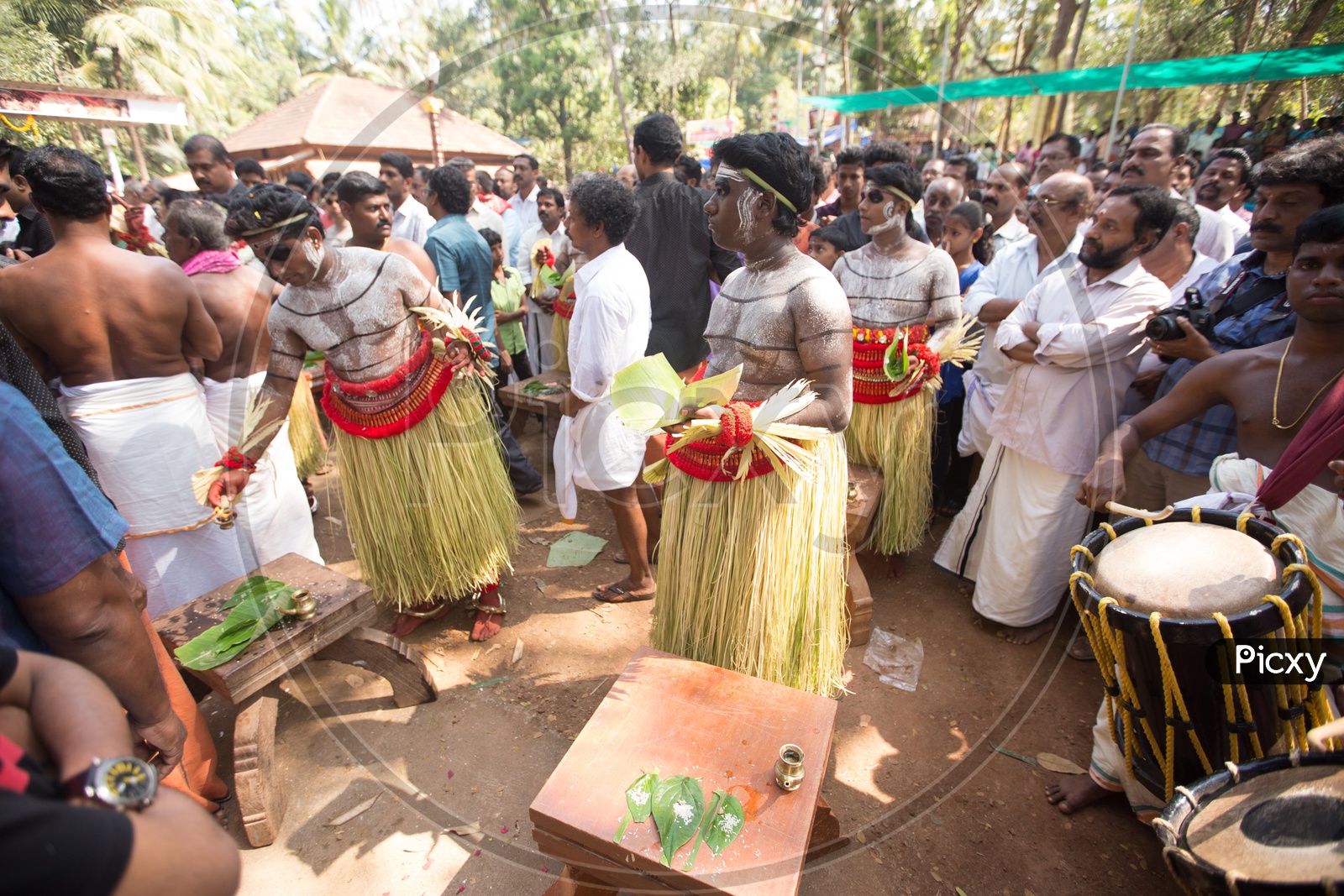 Image of Artists Performing Theyyam , A Popular Ritual Dance Art Form ...