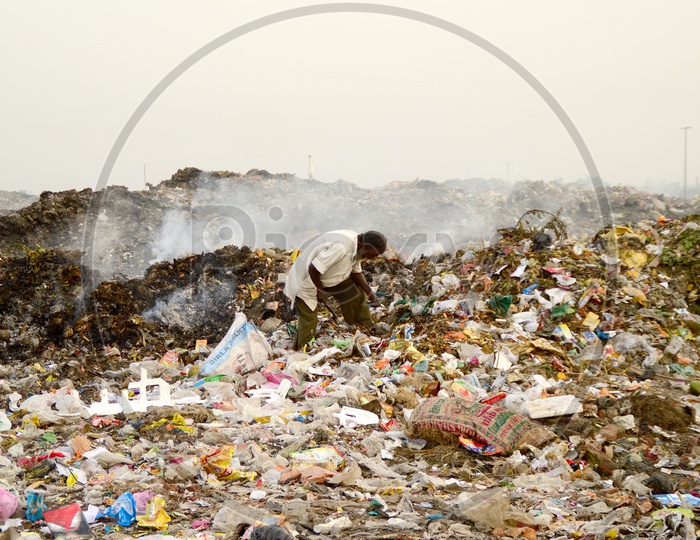 Image of Unidentified Rag Pickers Collecting Recyclable Materials From ...