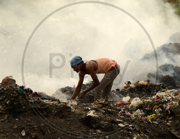 Image of Unidentified Rag Pickers Collecting Recyclable Materials From ...