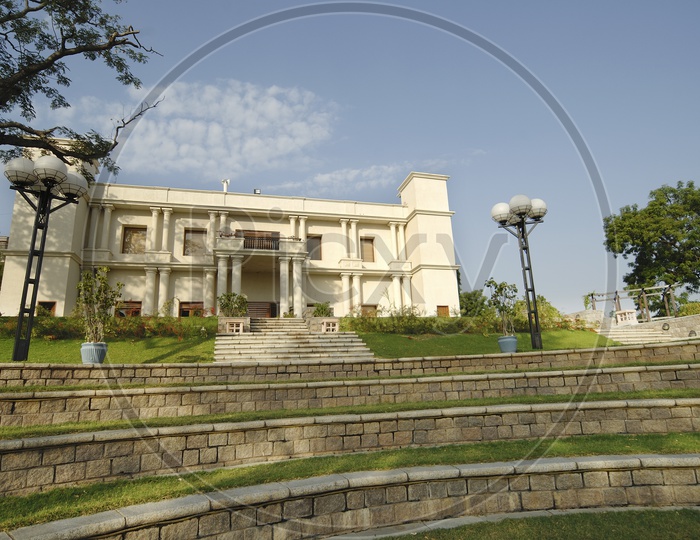 Image of A Palace With a Lawn Garden-RP582434-Picxy