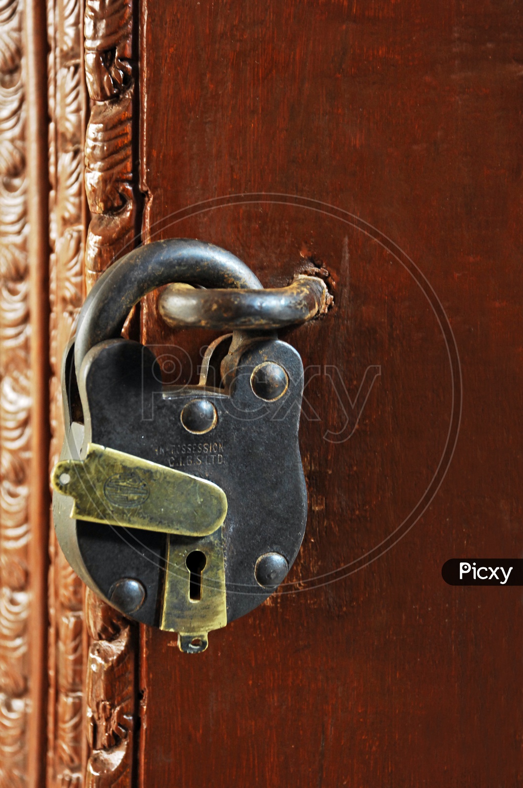 Image of Traditional Door Lock-FL936476-Picxy