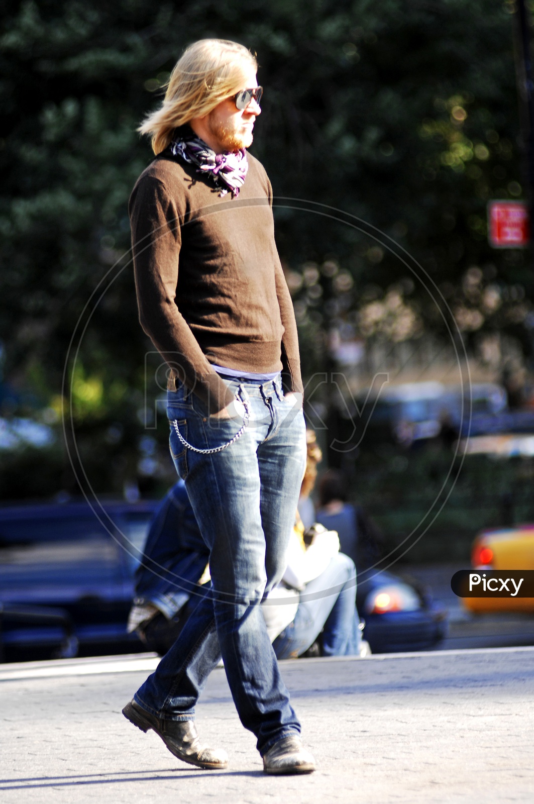 Image of Young Foreign men-FA323943-Picxy