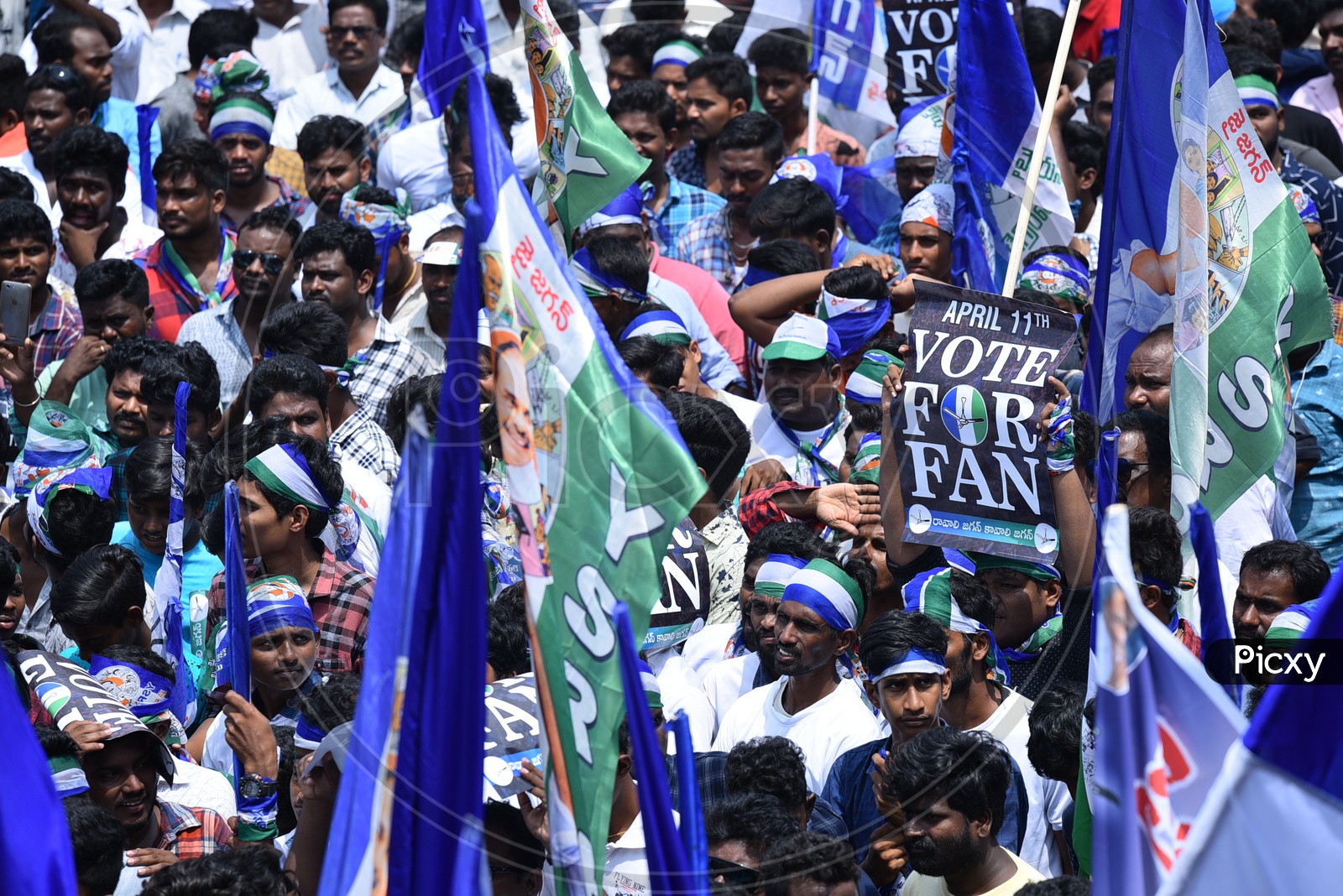 Image of YSRCP Party Supporters With Vote For Jagan Placards In ...