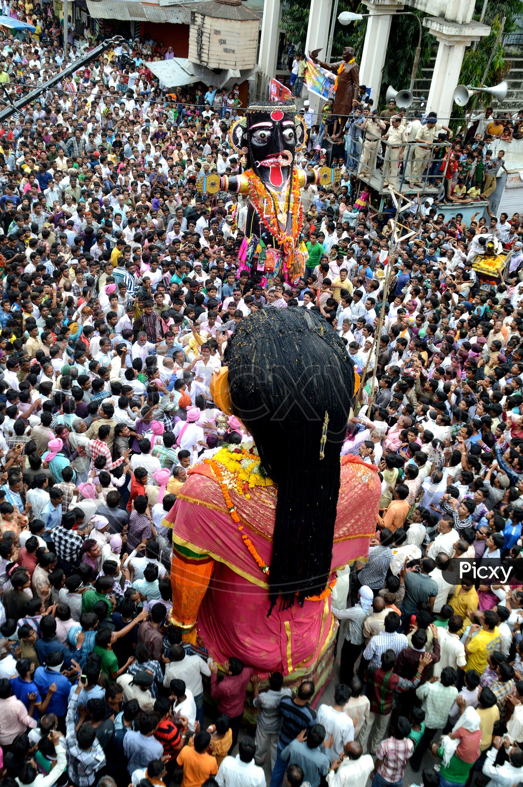 Image of Pili ( Yellow ) Marbat Procession The Streets Of Nagpur During ...