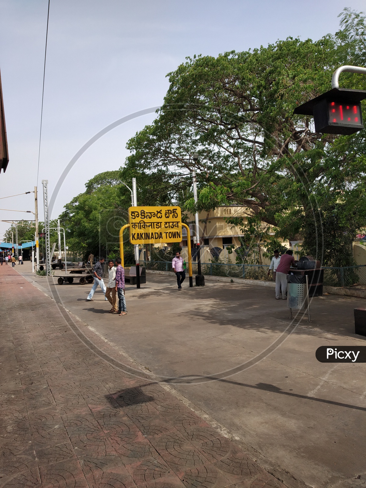 Image of Kakinada Town Sign at the railway station-CY980676-Picxy