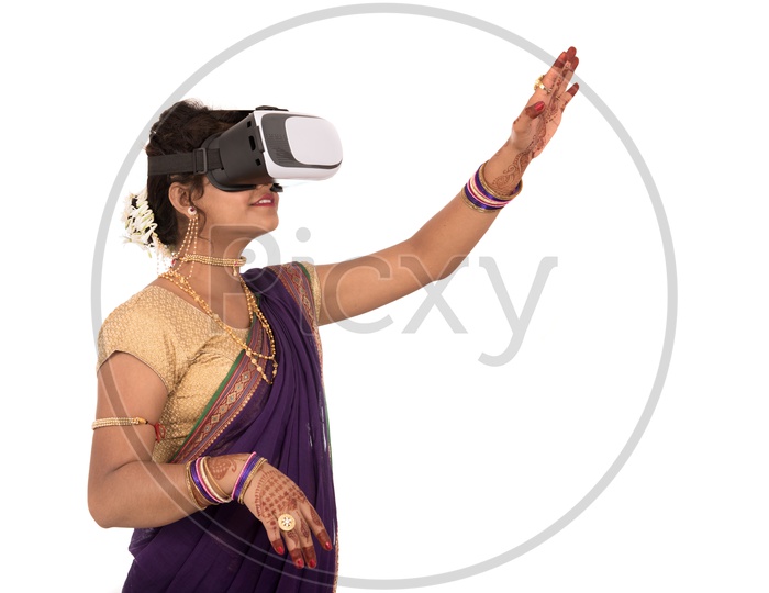 Image of An Indian Traditional Marathi Woman Wearing VR Box or VR ...
