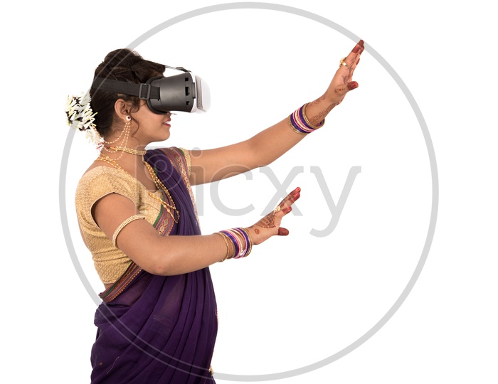 Image of An Indian Traditional Marathi Woman Wearing VR Box or VR ...