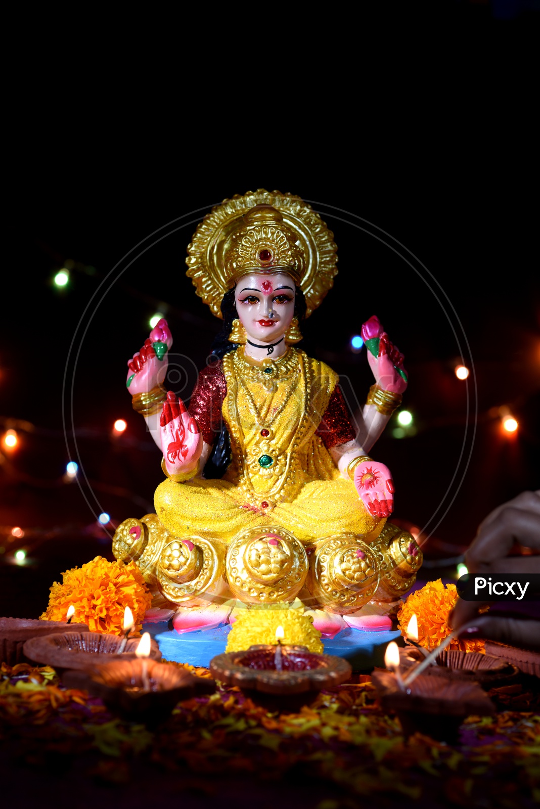 Image of Indian Hindu Goddess Lakshmi Idols During Diwali Festival ...