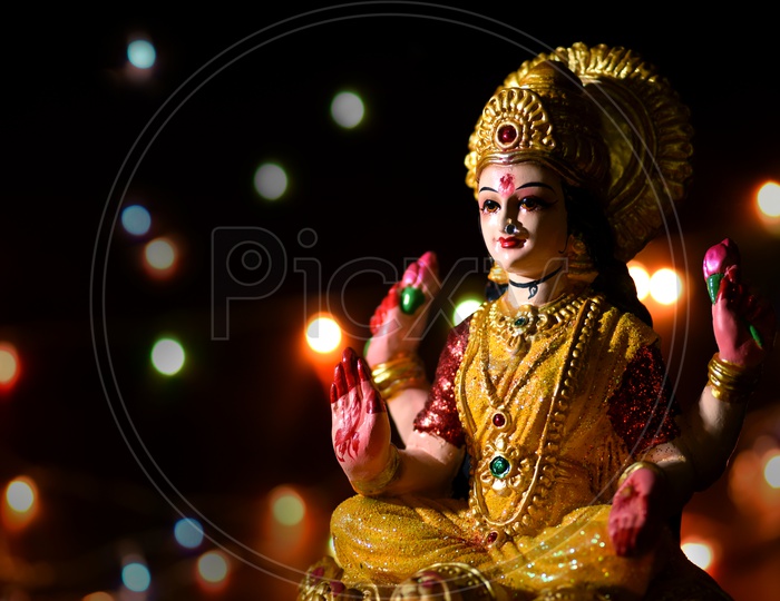 Image of Indian Hindu Goddess Lakshmi Idols During Diwali Festival ...