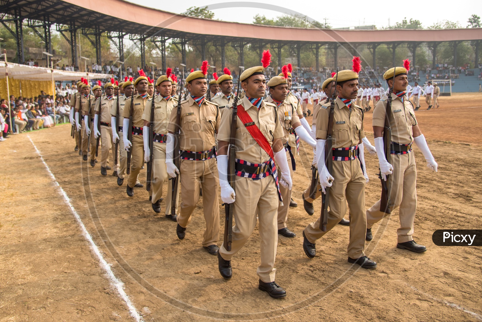 Image of Maharashtra Cadet Police Marching in Independence Day Parade ...