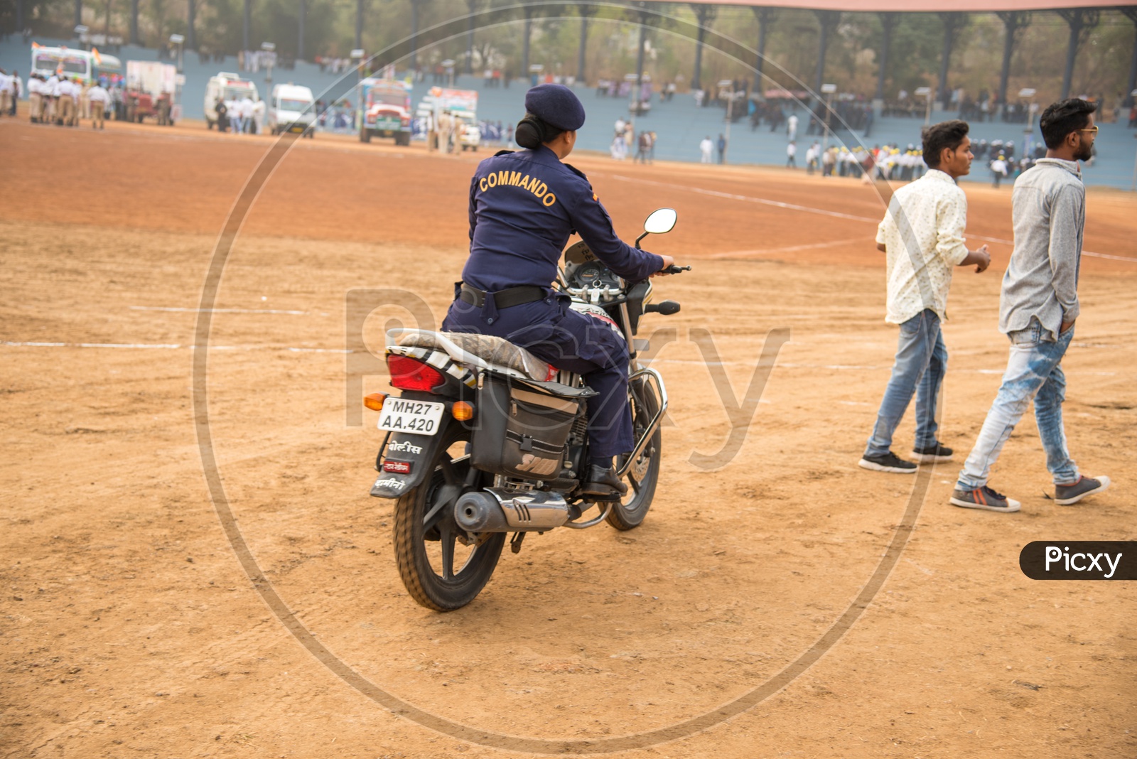 Image of Woman Commando Police Riding Bike In Independence Day Parade ...
