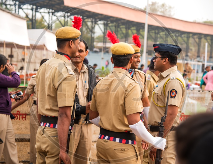 Image of Young Maharashtrian Police Batch In Independence Day Parade ...