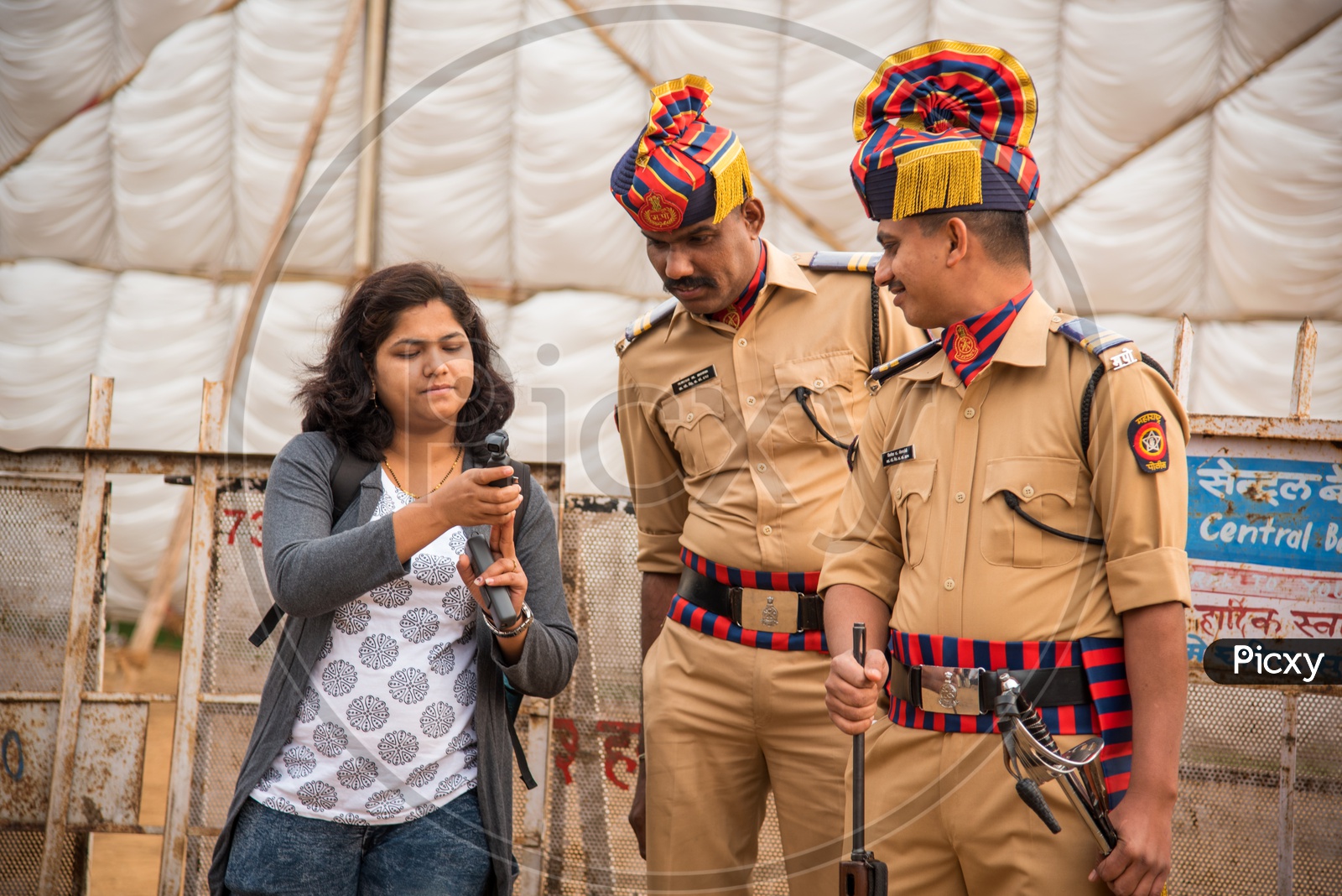 Image of Young Maharashtrian Police Batch In Independence Day Parade ...
