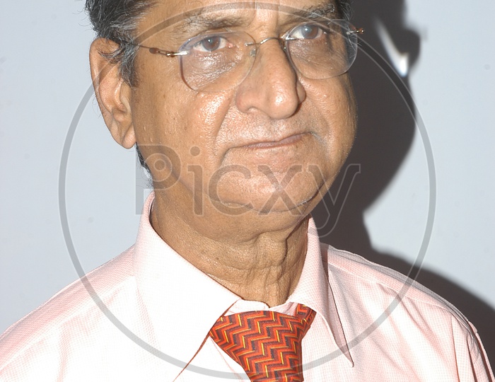 Image of Gollapudi Maruthi Rao Or G Maruthi Rao-NB669016-Picxy