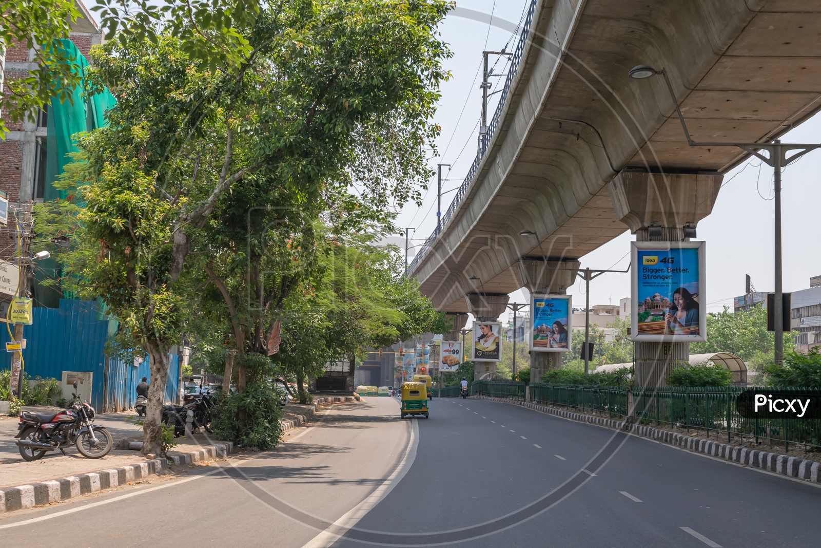 Image of Delhi Metro Flyover-XF847209-Picxy