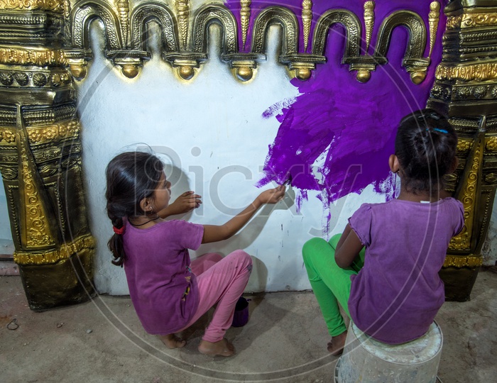 Image of A Young Indian Girl Painting The Ganesh Mandapas For Ganesh ...