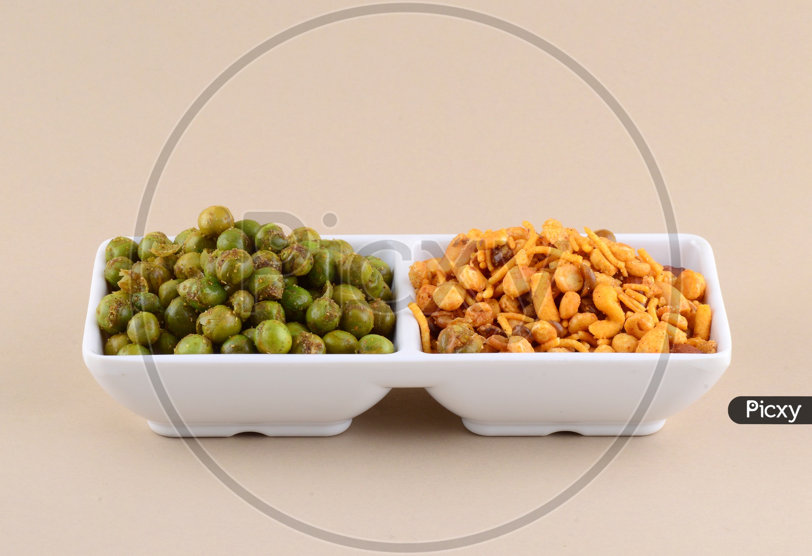 Image of Indian Snack Deep Fried Salty Mixture Or Chivda And Spicy ...