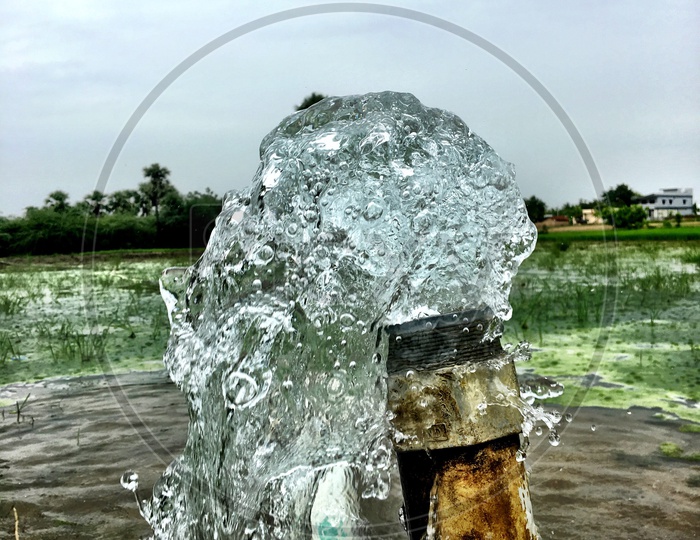 Image of water pumpset in agricultural fields-LJ530744-Picxy