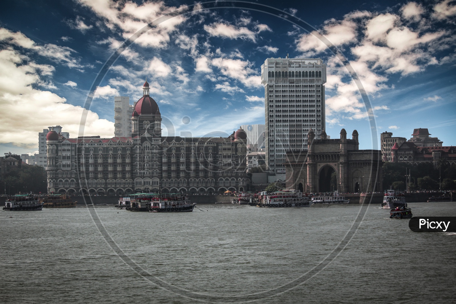 Image of The Pillars of Mumbai-PV414922-Picxy