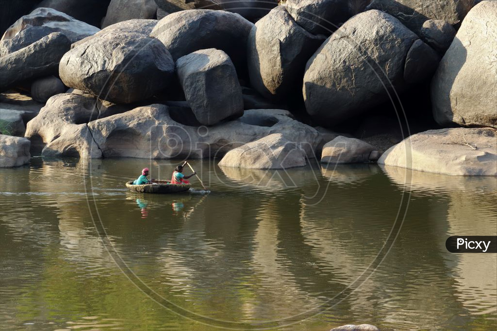 Image of Coracle Boat Rides on Tungabadra River In Hampi-ZK926674-Picxy