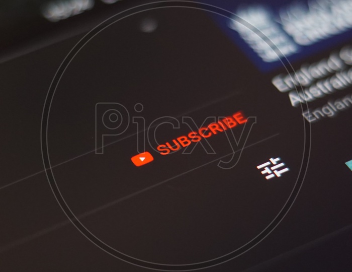Image of Subscribe button in youtube app-JT323611-Picxy