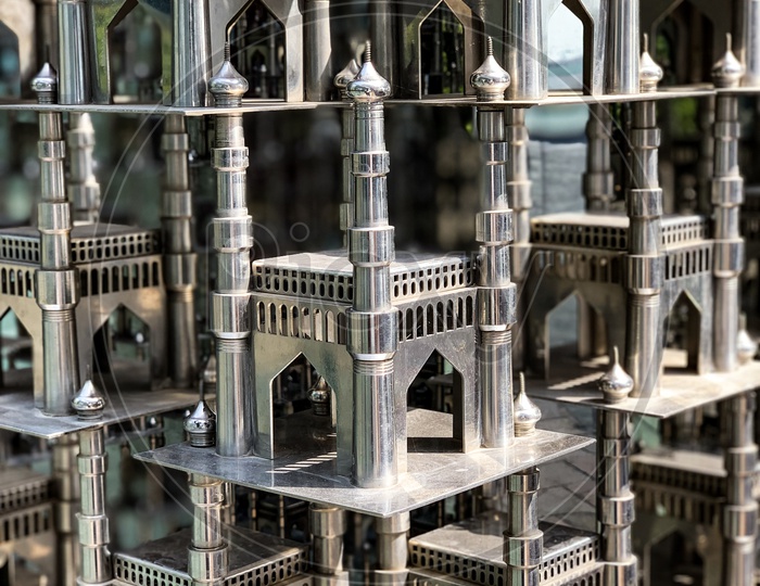 Image of Metal charminar-TO698117-Picxy