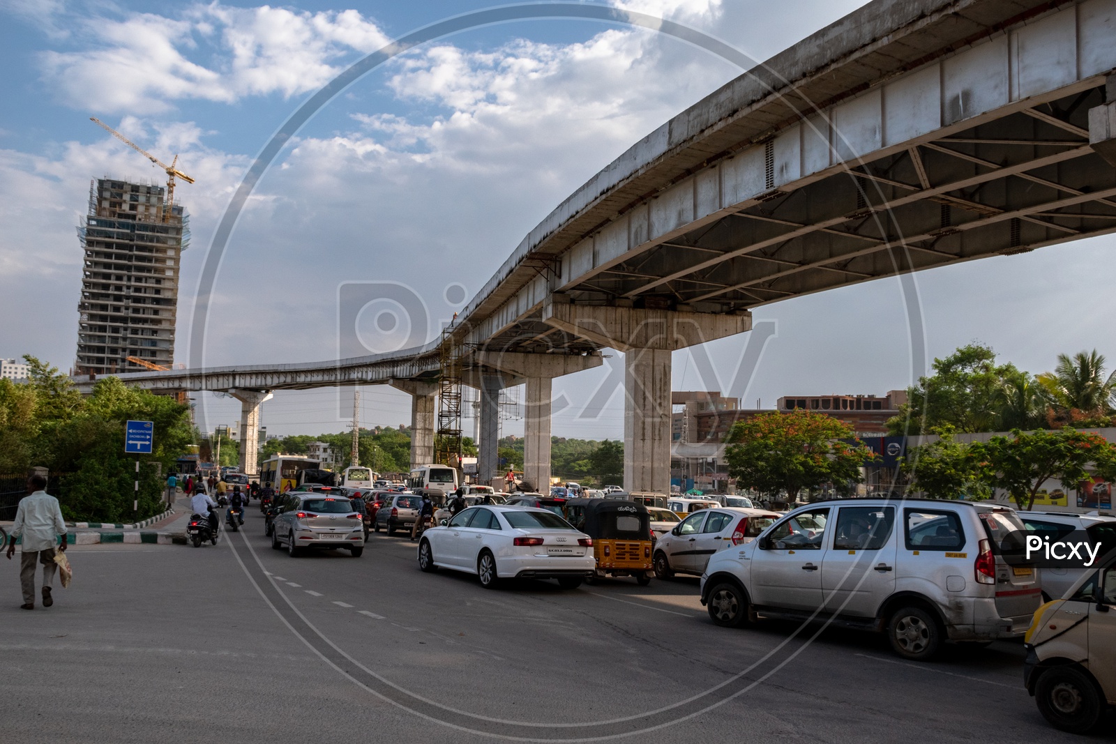 Image of Construction of unidirectional flyover from Raidurgam (Pakwan ...