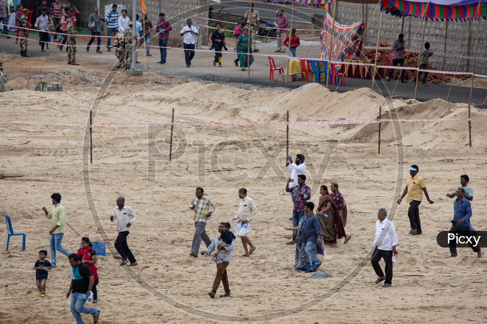 Image of Visitors At Visitors Gallery For GSLV Mk III M1 Chnadrayaan 2 ...