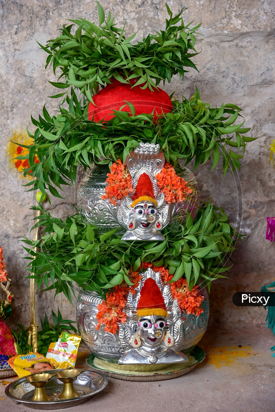 Image of Bonam-JE139684-Picxy