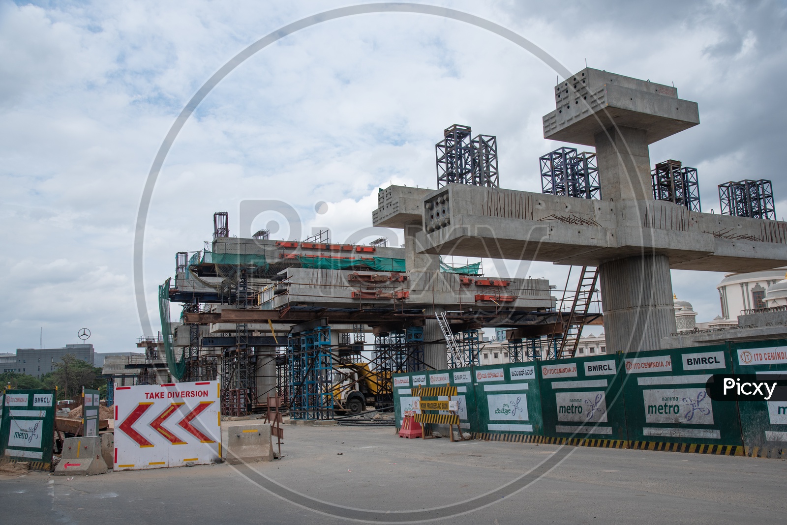 Image of Metro Construction By BMRCL In Bengaluru City-TF072615-Picxy