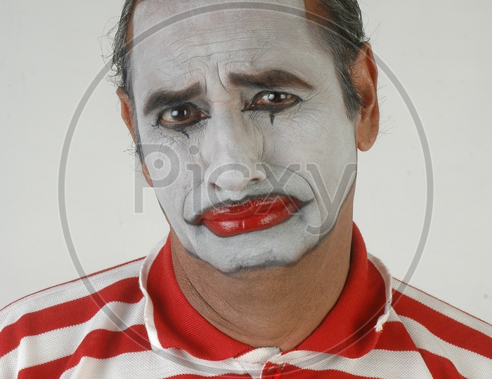 Image of Mime Artist With Expressions-IF783927-Picxy