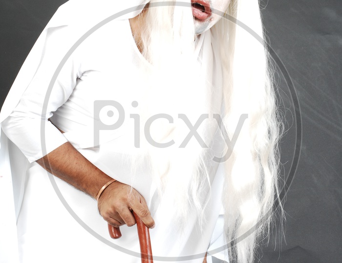Image of Man in a Old Woman Getup for Movie-KX173179-Picxy