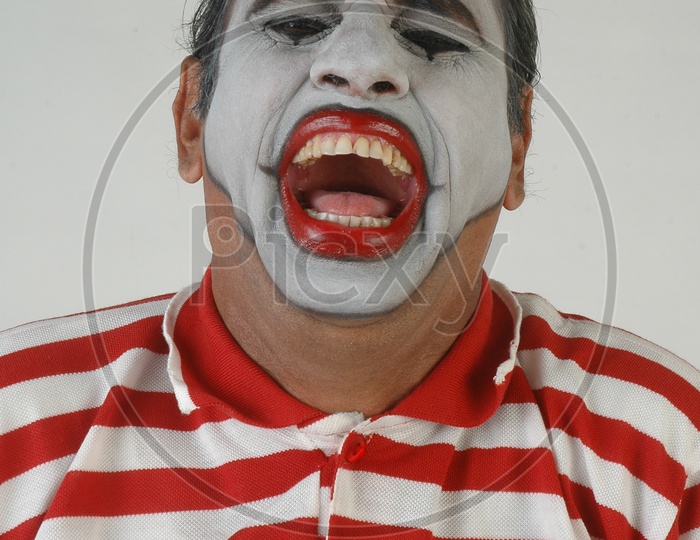 Image of Mime Artist With Expressions-XD393345-Picxy