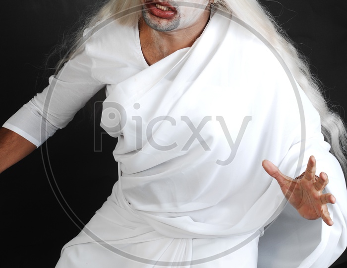 Image of Man in a Old Woman Getup for Movie-KX173179-Picxy