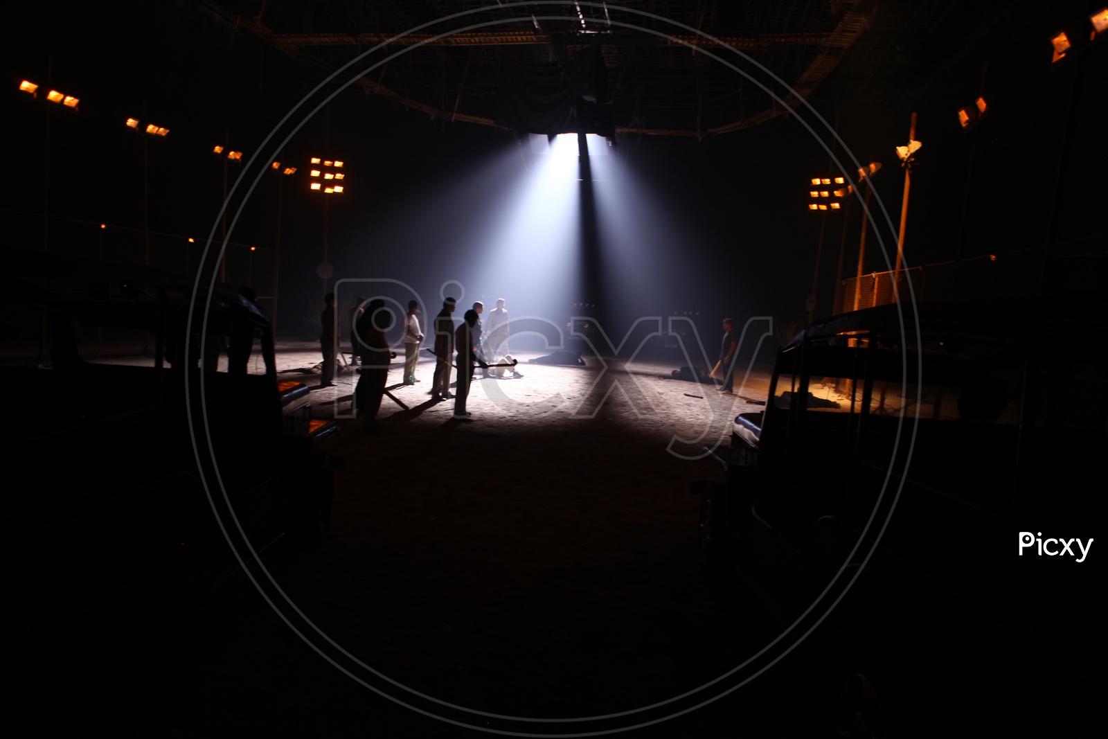 Image of Action or Fight Sequence Shooting Scenes-AT758442-Picxy