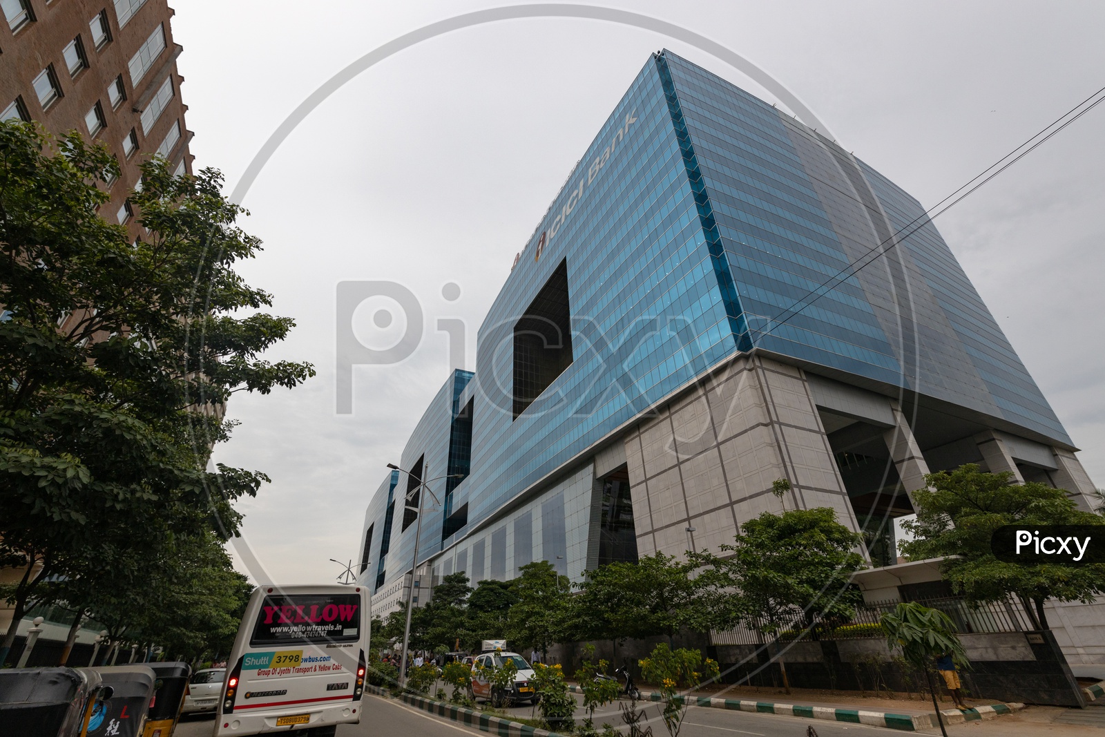 Image of ICICI Towers complete view , Financial District-DE645207-Picxy