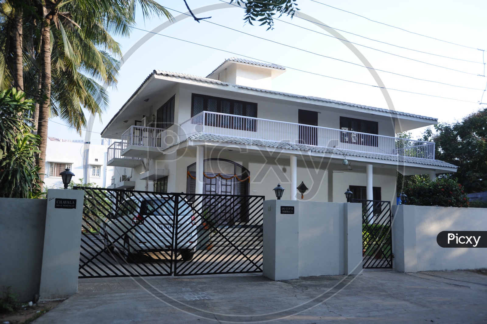 Image of An Individual House With entrance Gate-IQ640354-Picxy