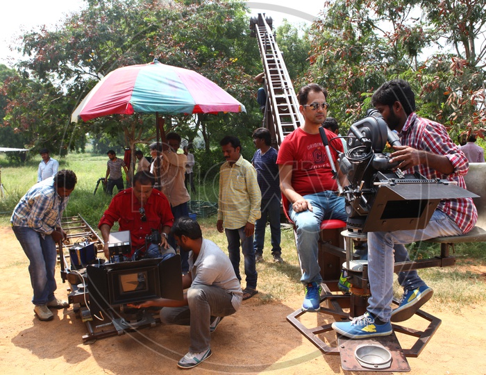 Image of Cinematographer On Jimmy Crane With Camera-UG717497-Picxy