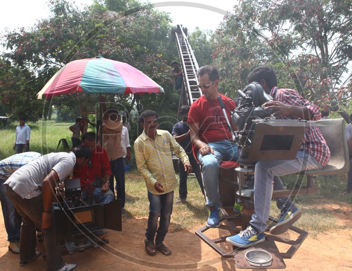 Image of Cinematographer On Jimmy Crane With Camera-UG717497-Picxy