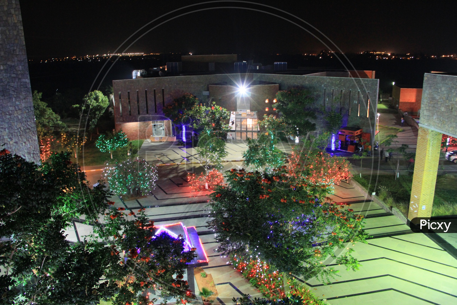 Image of Aerial View of an Event at IMT Hyderabad Campus-GG909649-Picxy