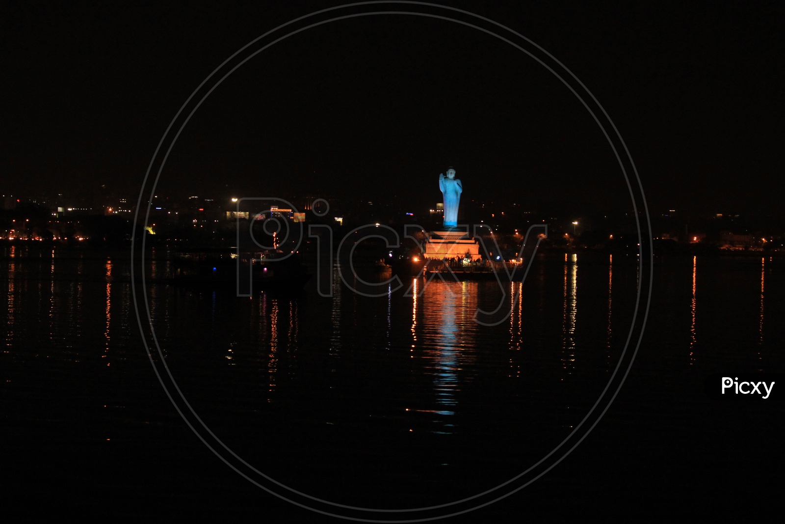 Image of Buddha Statue in Hussain Sagar Lake At Tank Bund-WW503966-Picxy
