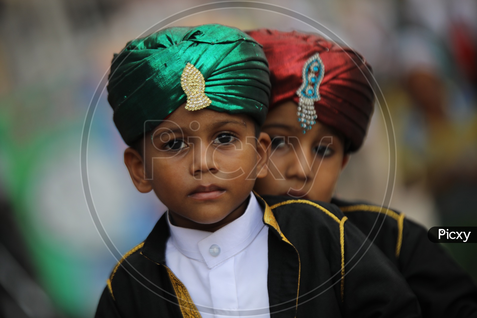 Image of Muslim Kids Wearing Turban Caps With Smile Faces And Posing ...