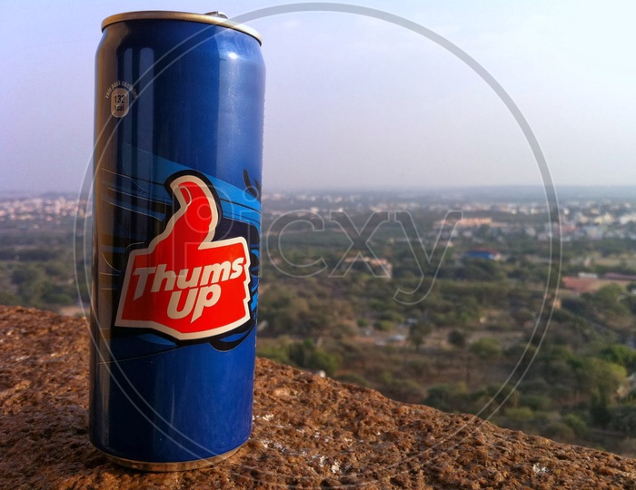 Image of Thums up-CW530247-Picxy