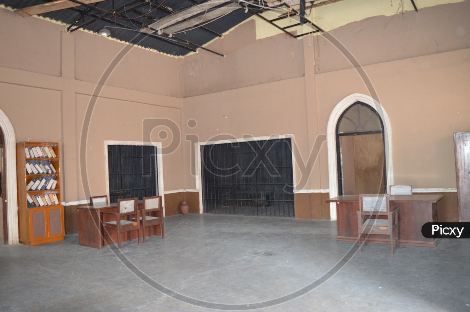 Image of Police Station Interiors-GQ270904-Picxy