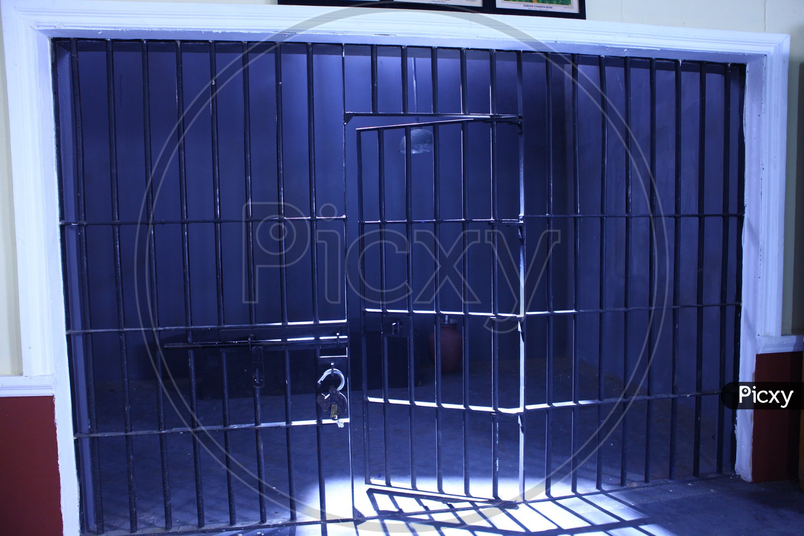 Image of iron Grill or bars Of a Jail Gate-VU917523-Picxy