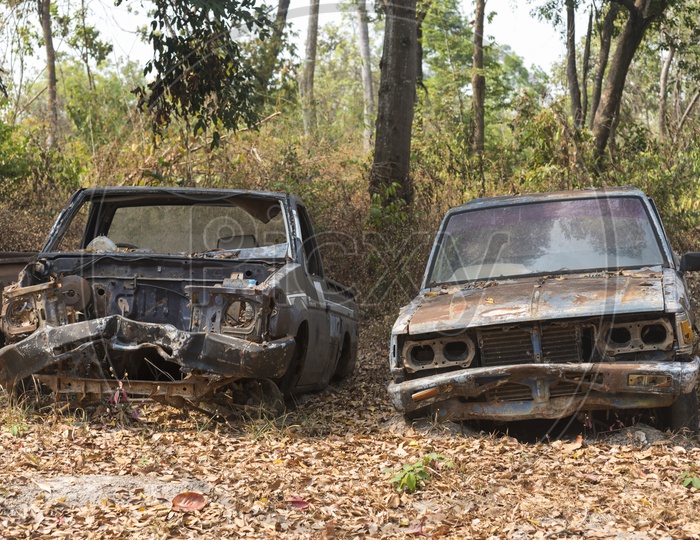 Image of Old Damaged cars in a disposal factory in Thailand-CL855644-Picxy