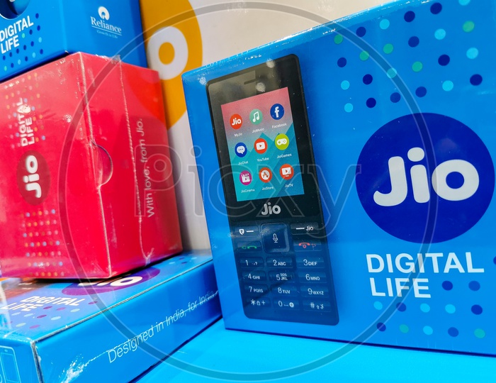 Image of Jio Mobile Phones or Jio Products-YD908352-Picxy