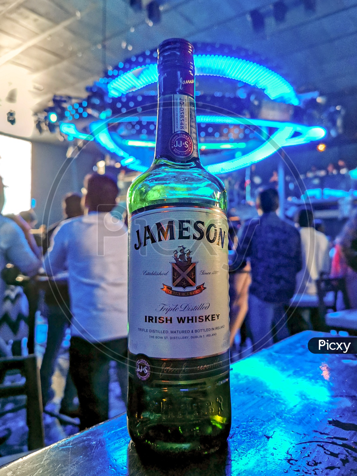 Jameson Whiskey Wallpaper Irish A Bottle Of Jameson Irish Whiskey And