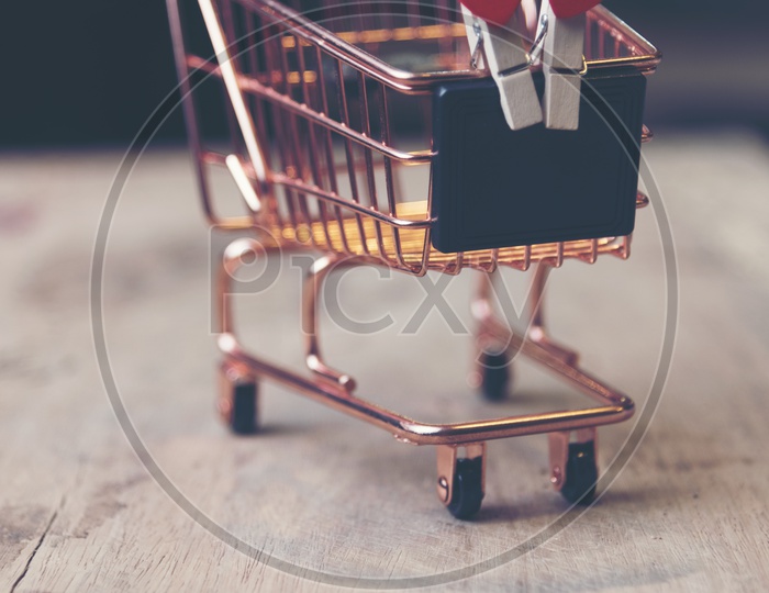 Image of A Trolley decorated with hearts-TU395193-Picxy